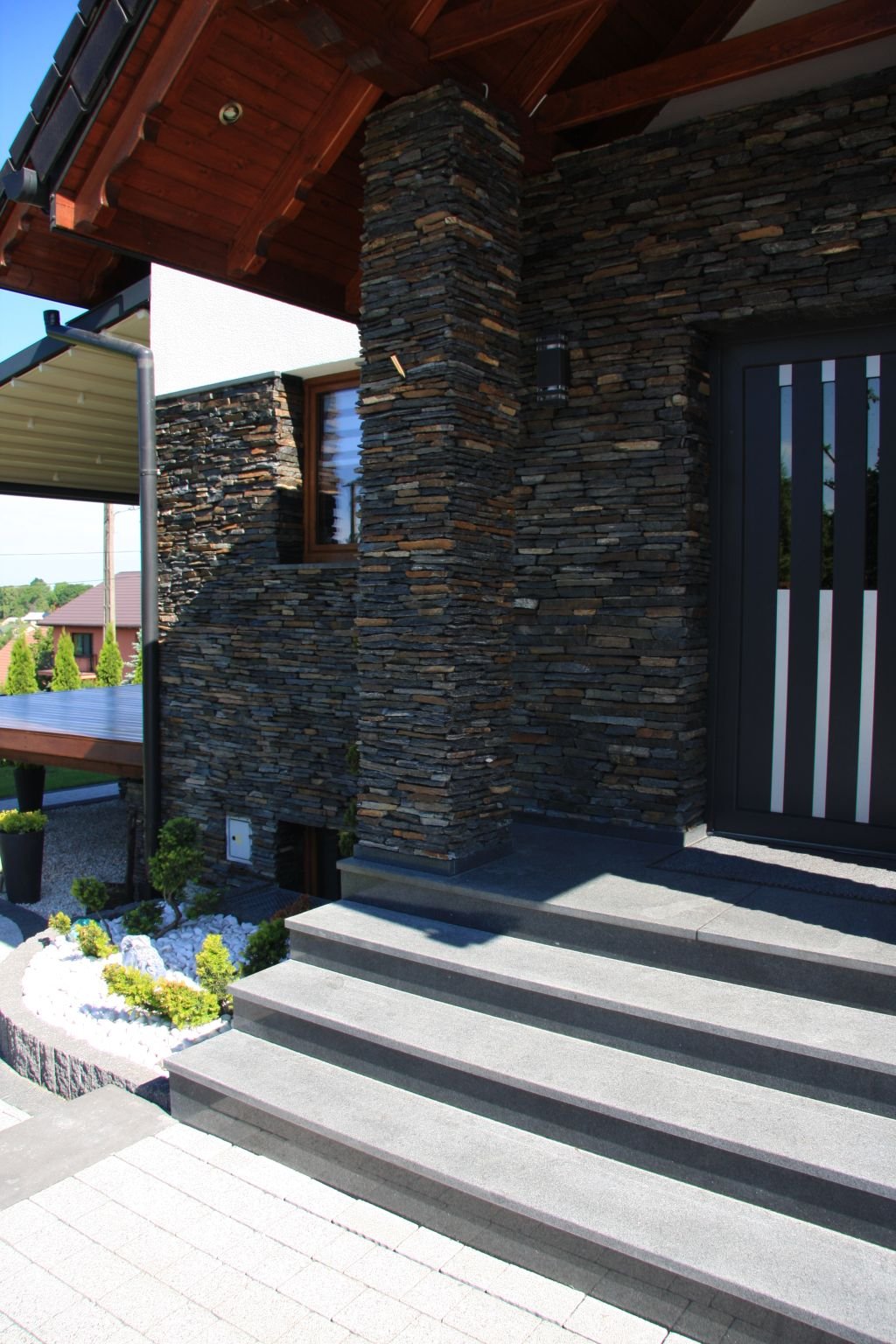 Knossos Coursed Stone - Natural Andesite | Real Stone Cladding