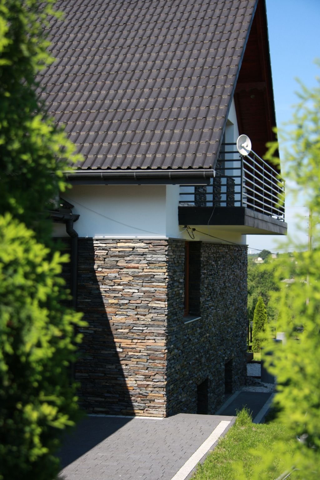 Knossos Coursed Stone - Natural Andesite | Real Stone Cladding