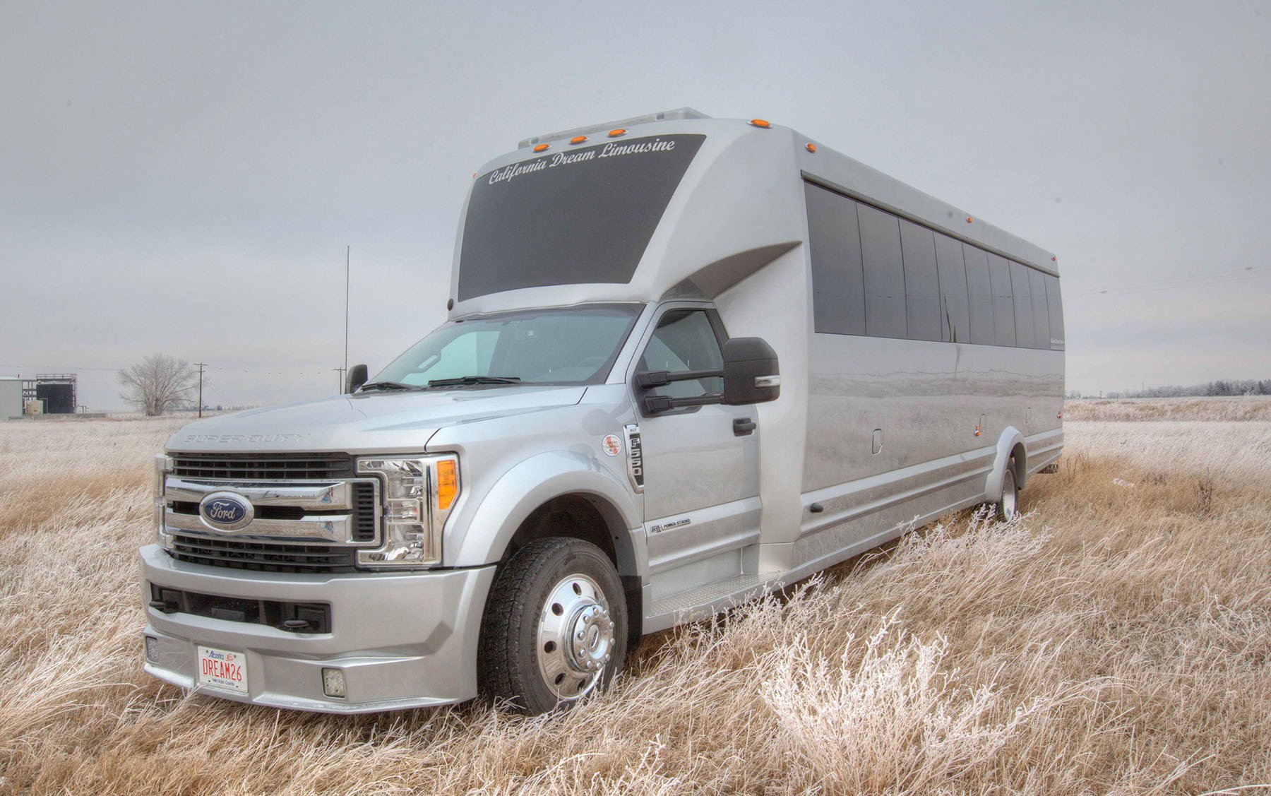 Limo Calgary Party Buses SUVs Shuttles Limos - Limousine & Bus Fleet