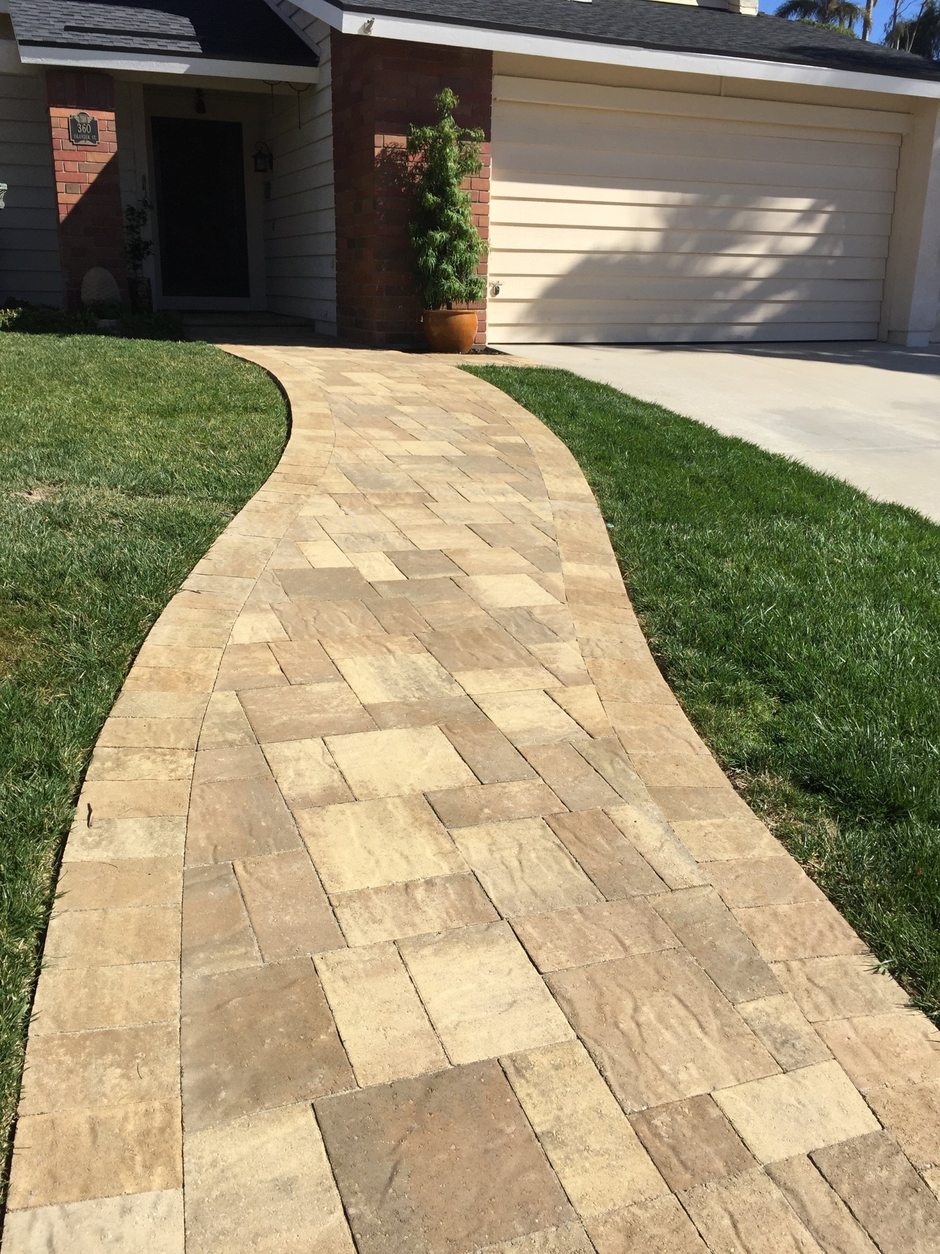 River Rock Outscape Projects Gallery