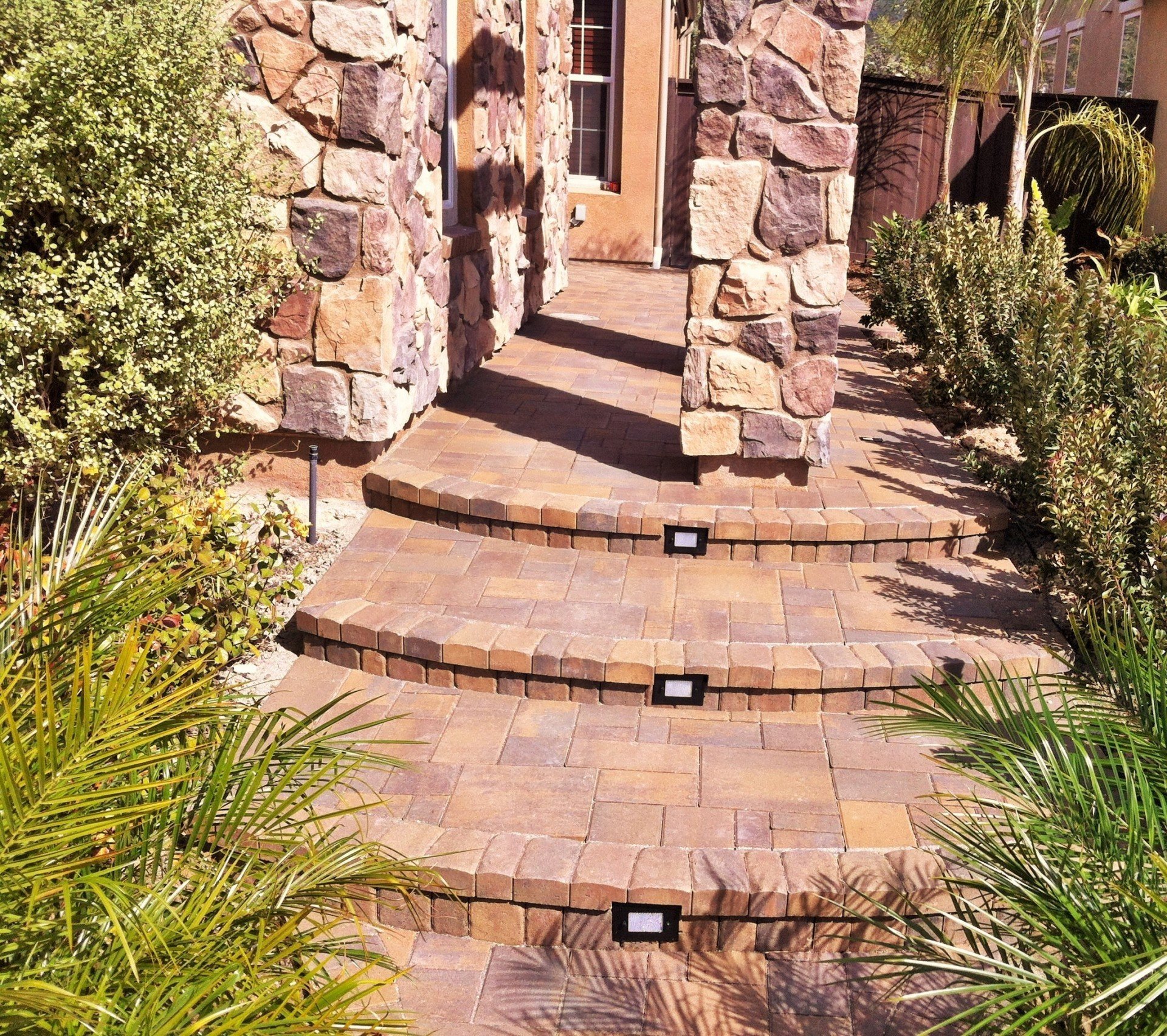 River Rock Outscape Projects Gallery