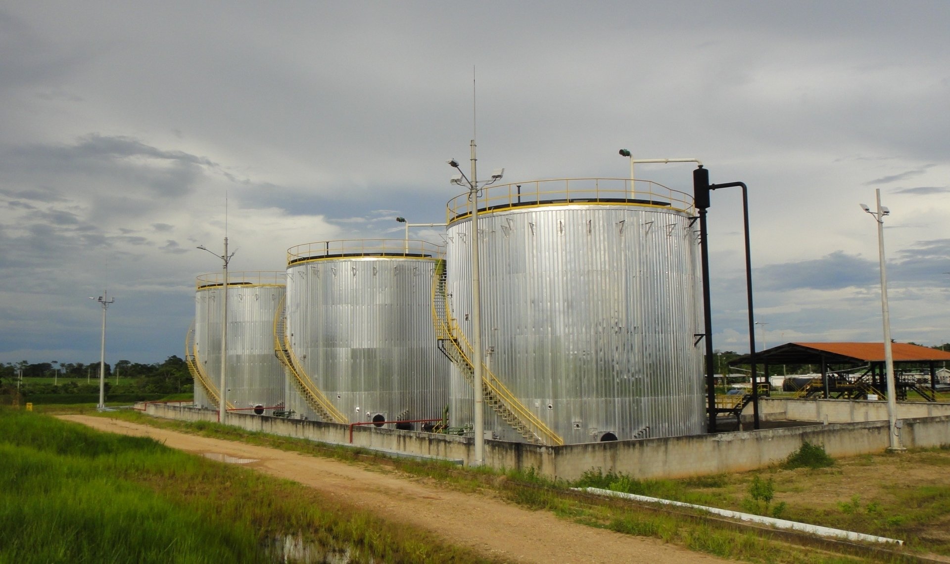 Emerald Energy PLC sucursal Colombia - VQ Proyectos