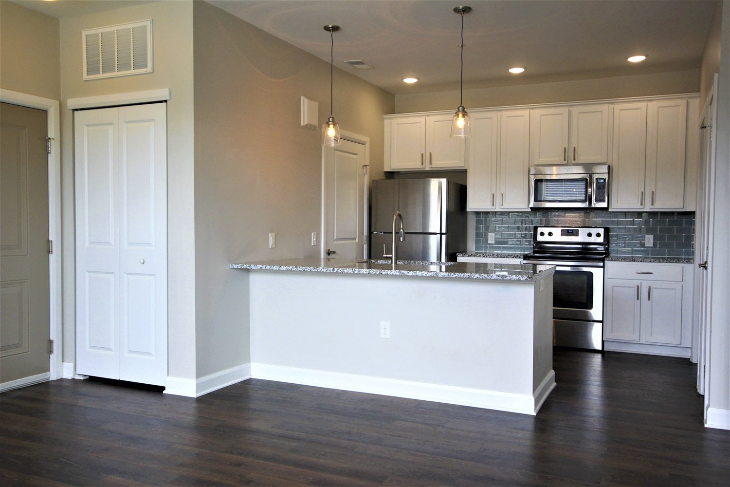 Glenn Floor Plan | Apartments on Edgehill, Columbus, OH