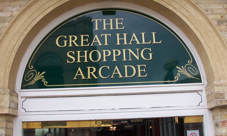 Vinyl sign makers at Sign 3000 Ltd