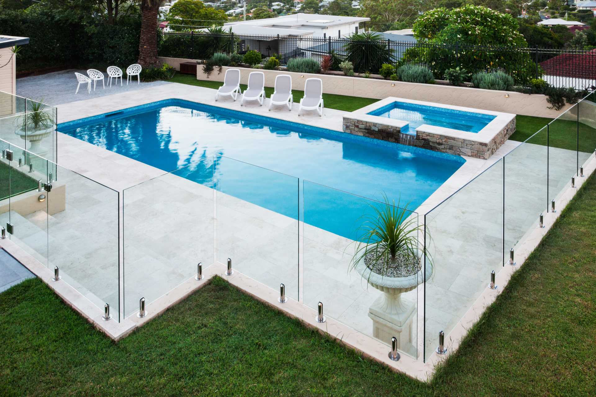 Glass Fences & Balustrades | GATES AND FENCING TOOWOOMBA
