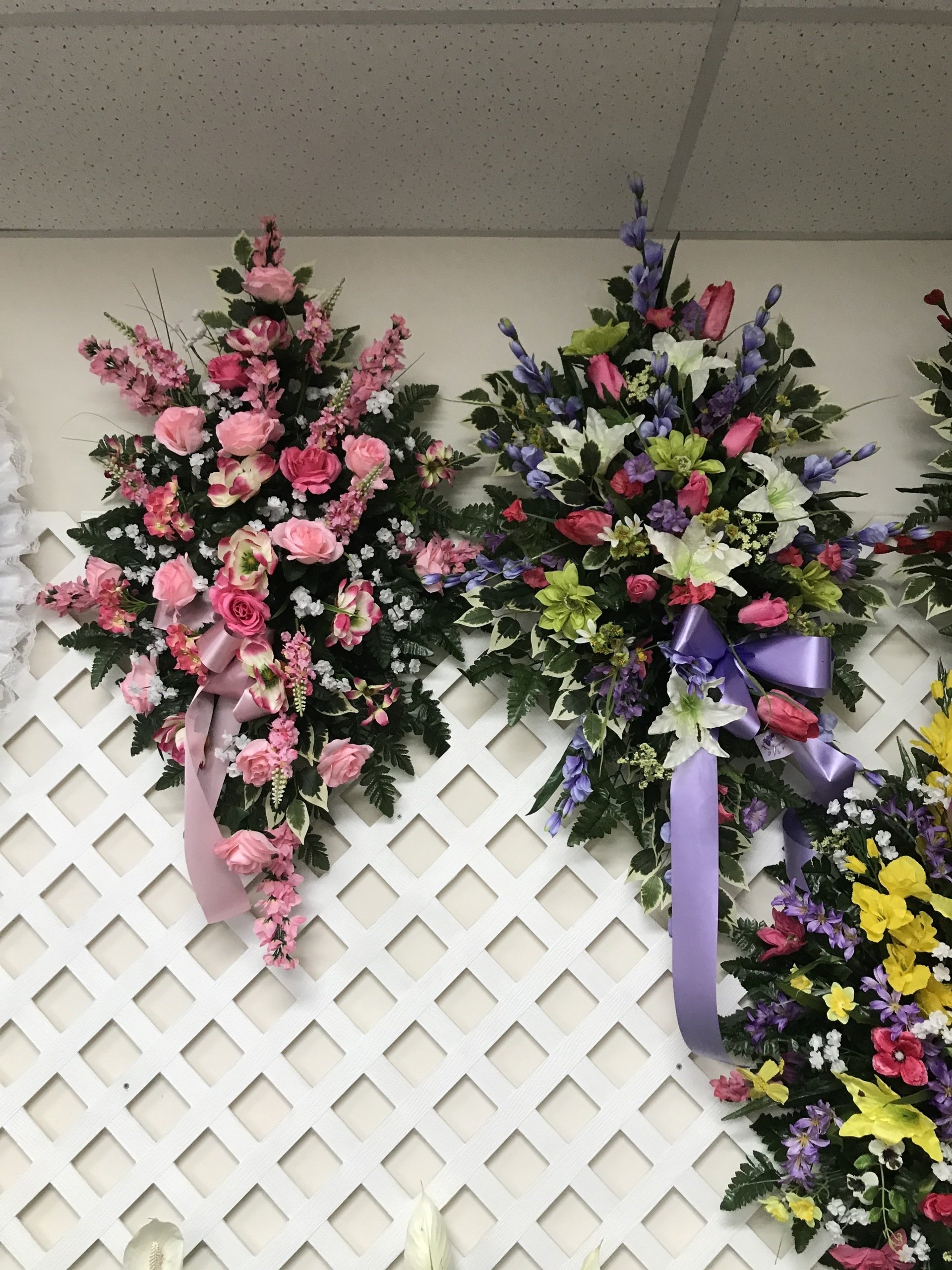 Funeral Flower Arrangements | Custom Door Wreaths | Chesterfield, SC