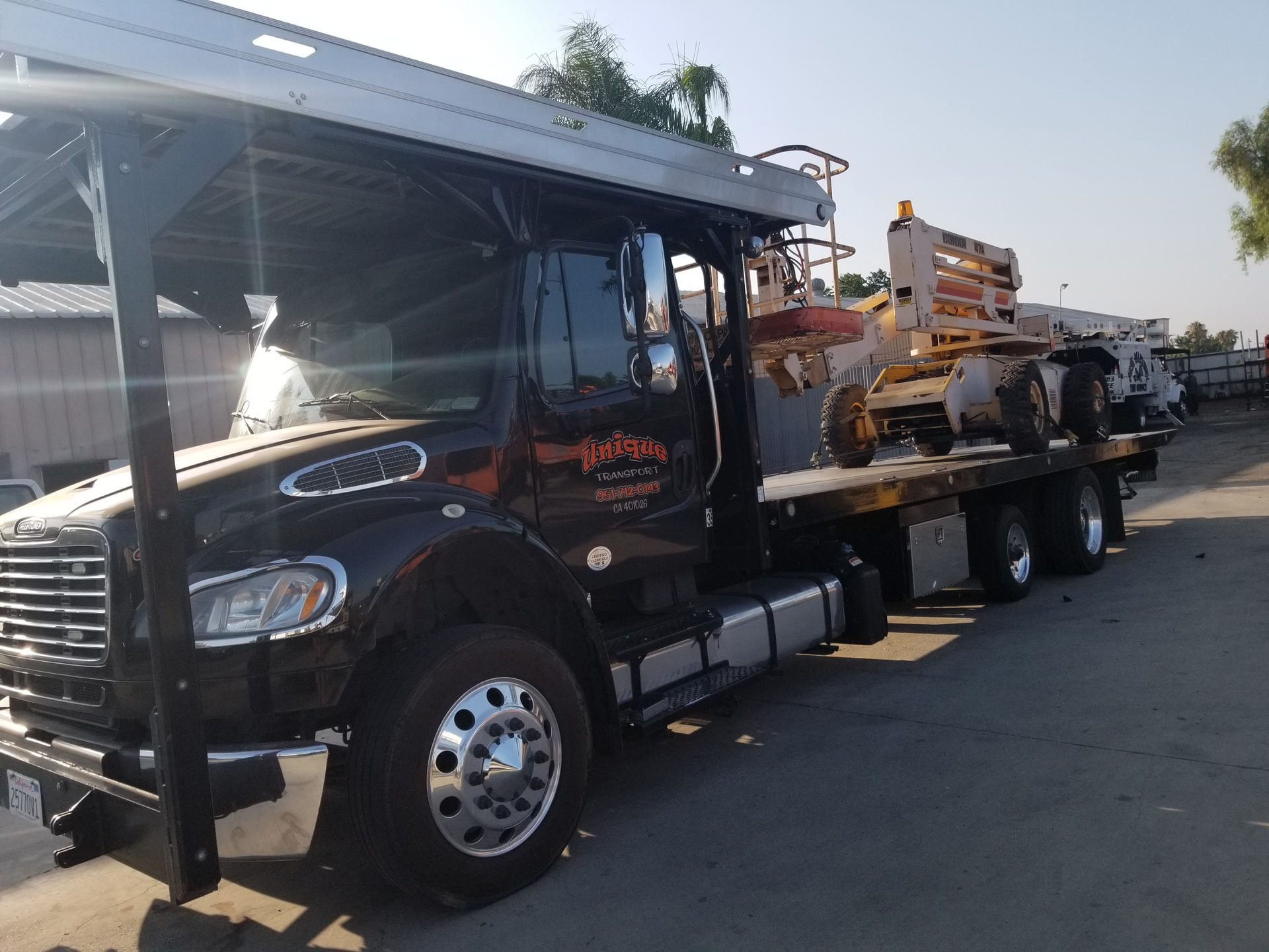 Vehicle Towing | Riverside, CA | Unique Auto Transport