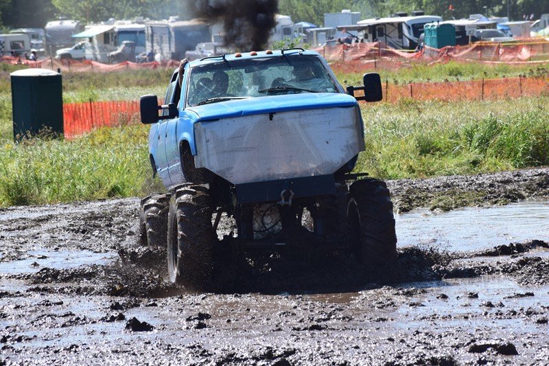 Howie's Mud Bog Photos