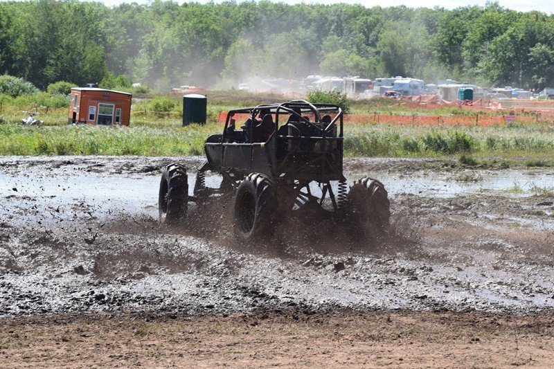 Howie's Mud Bog Photos
