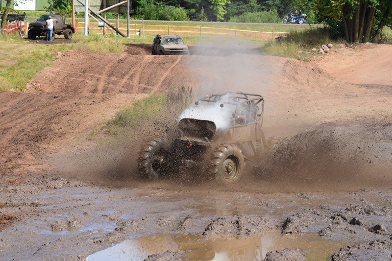 Howie's Mud Bog Photos