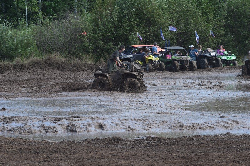 Howie's Mud Bog Photos