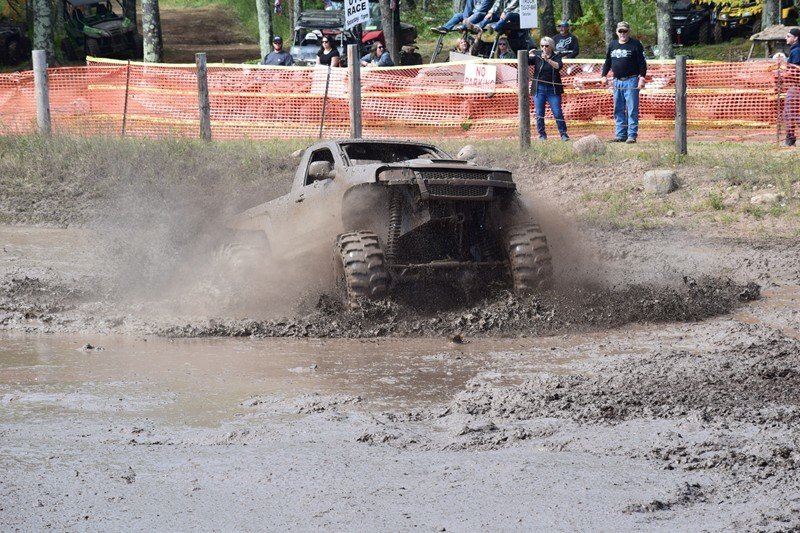 Howie's Mud Bog Photos