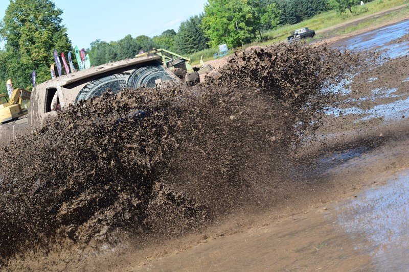 Howie's Mud Bog Photos