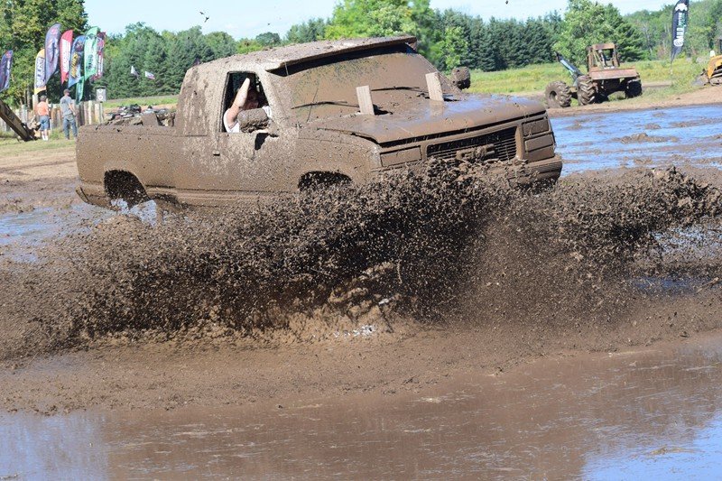 Howie's Mud Bog Photos