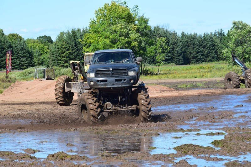 Howie's Mud Bog Photos