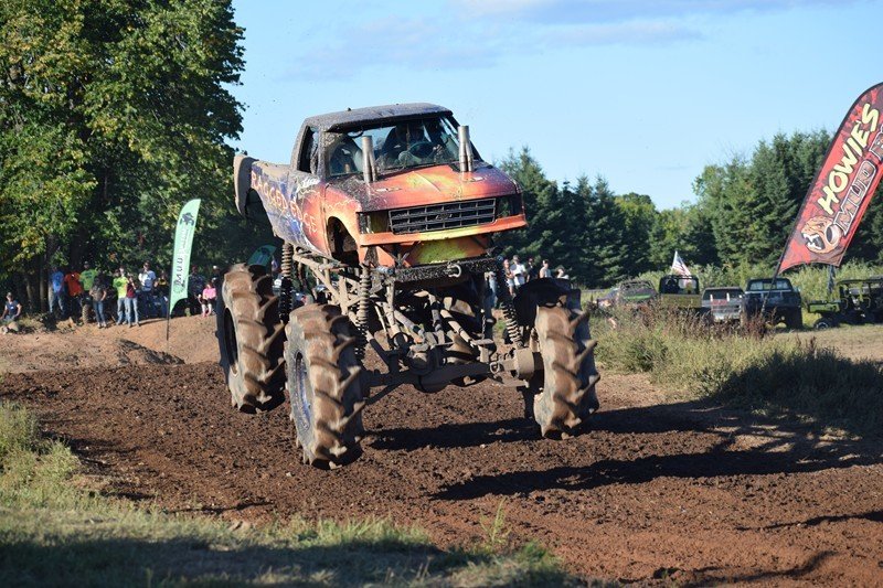 Howie's Mud Bog Photos