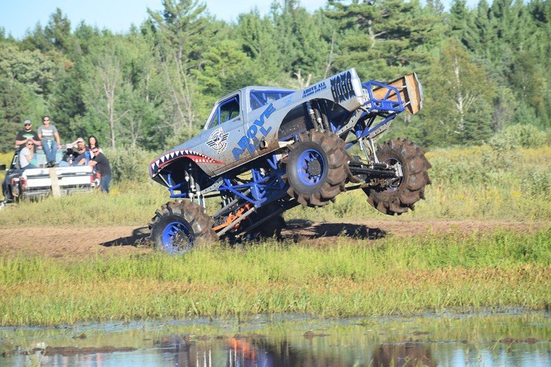Howie's Mud Bog Photos