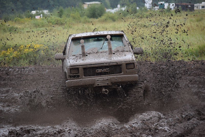 Howie's Mud Bog Photos