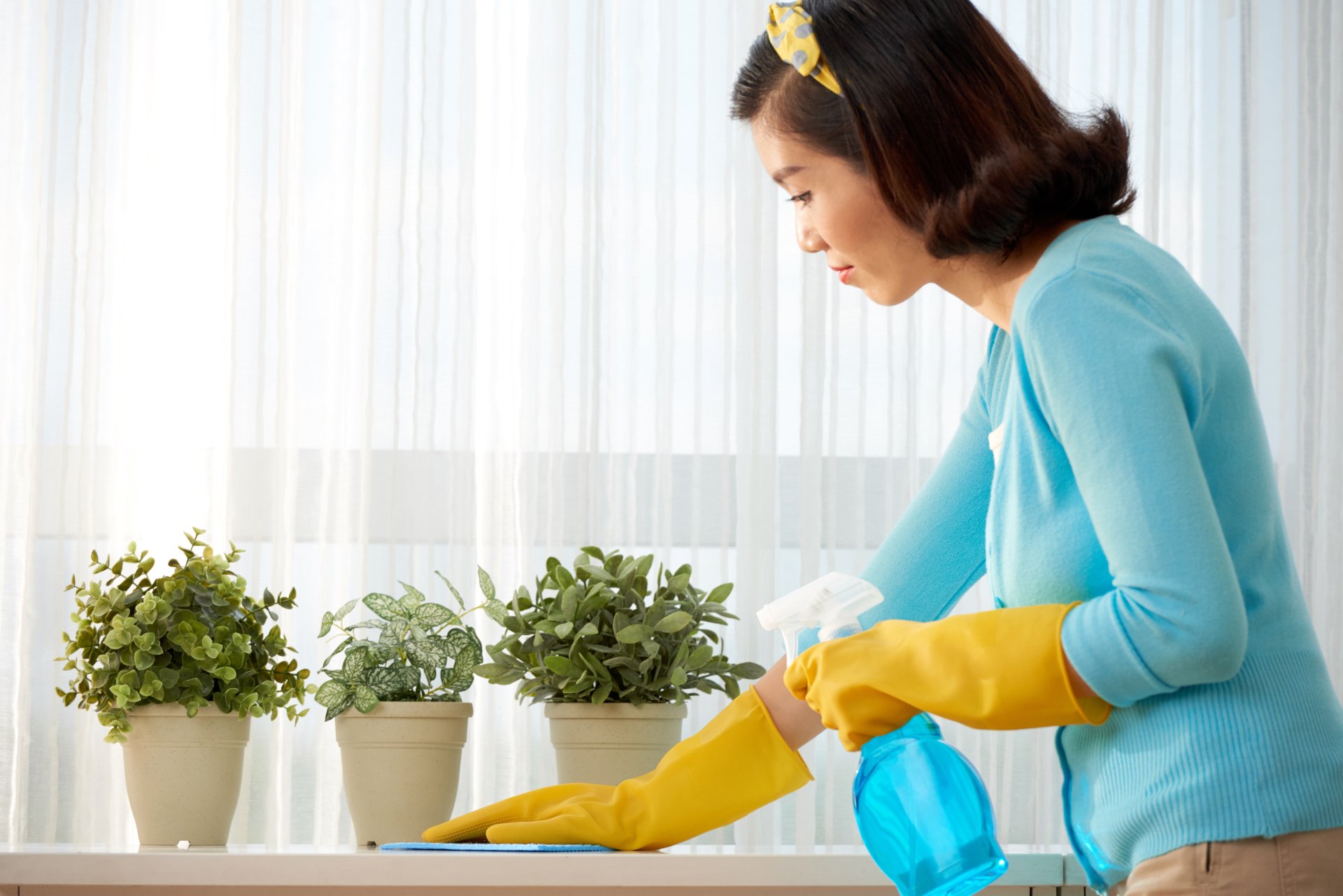 8 Spots Too Often Ignored When Cleaning Your House
