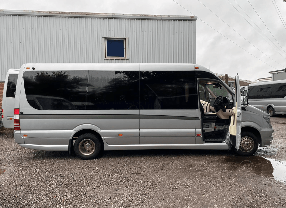 Airport Transfers | My Local Minibus Hire