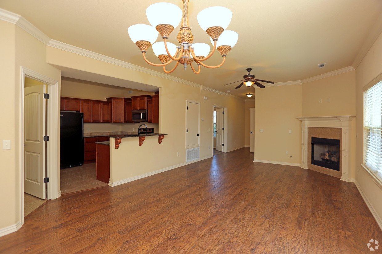 Best Student Property | The Row@Arkansas | Fayetteville