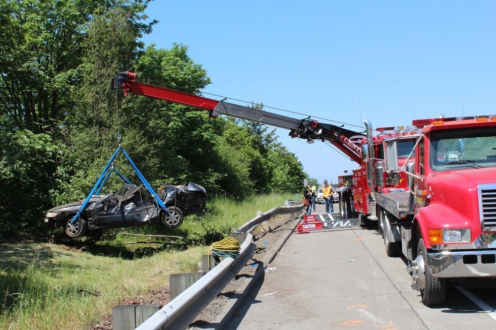 24-Hour Towing | Seattle, WA | Gary’s Westside Towing Inc.