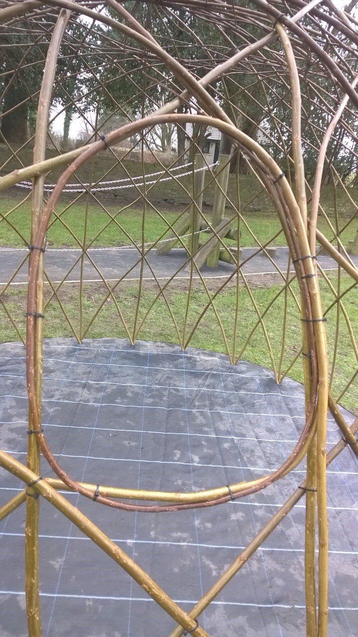Living Willow Structures, Willow Tunnel, Willow Wigwam, Willow Dome