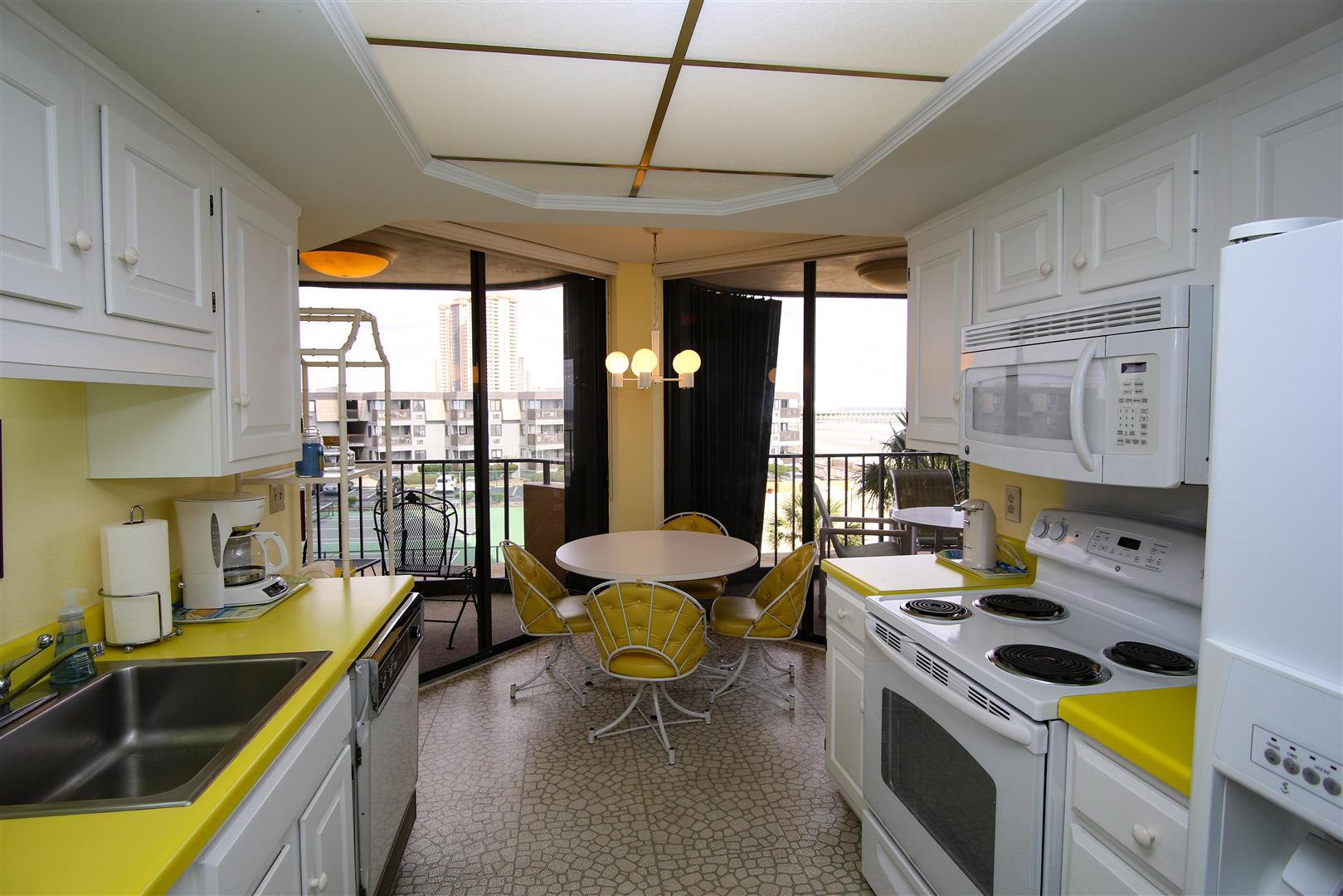 Maisons Sur Mer 111 - Myrtle Beach Oceanfront Rentals | Myrtle Beach Condo