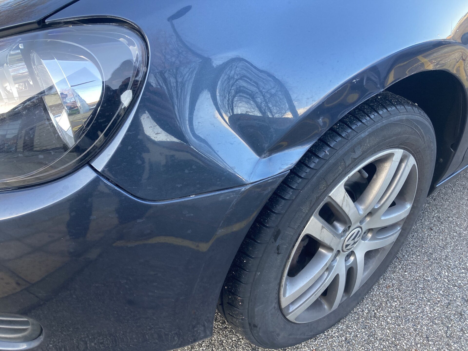 Car paintwork repairs│ SprayTech Mobile Car Body Repairs
