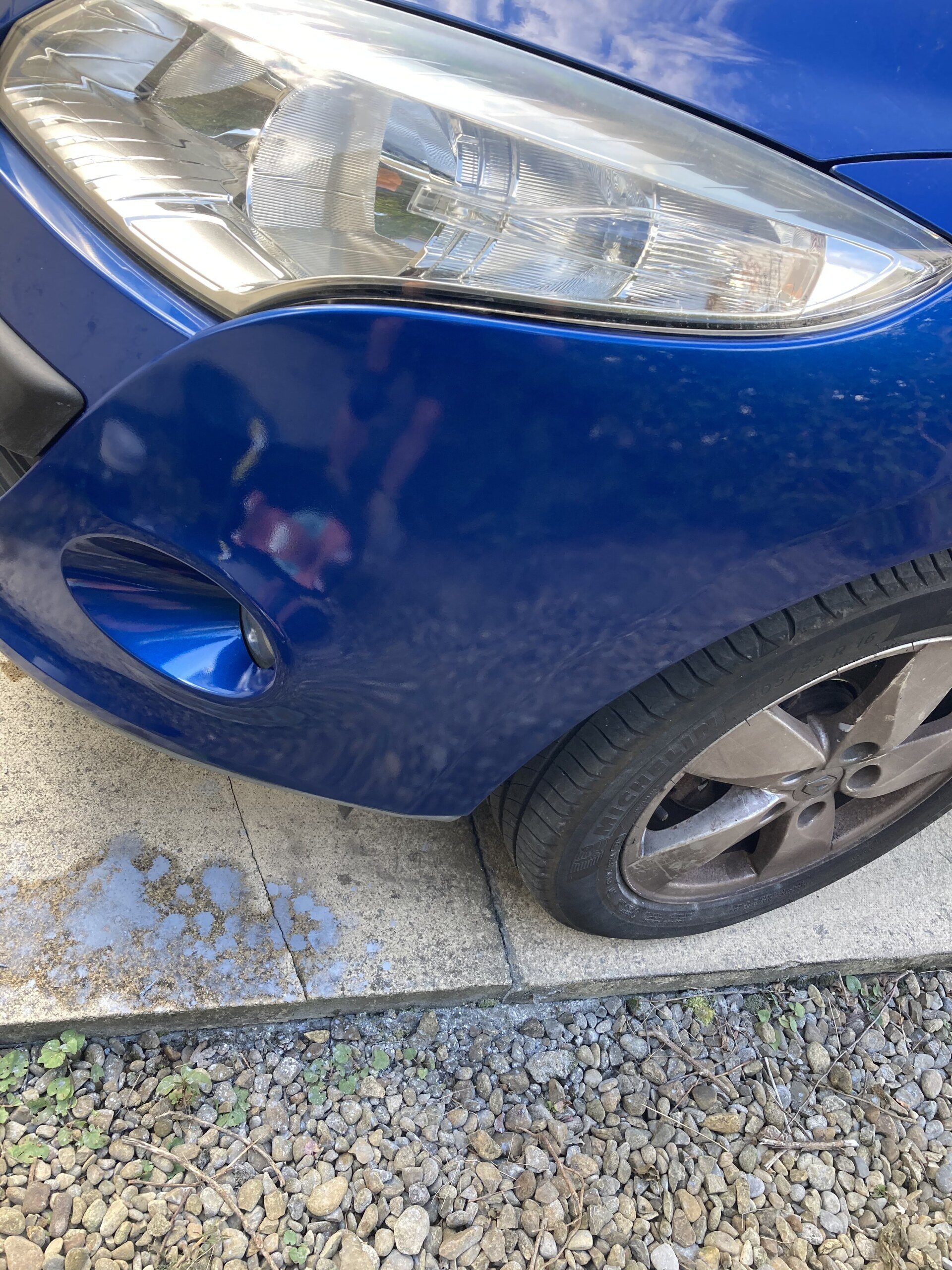 Car paintwork repairs│ SprayTech Mobile Car Body Repairs