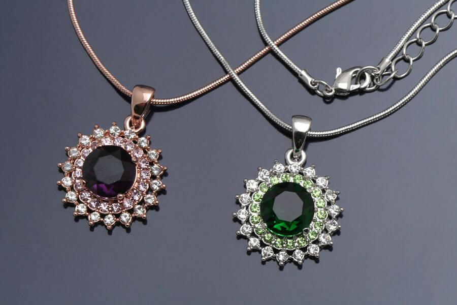 Jewelry and hair accessories | Riviera Rīga, SIA