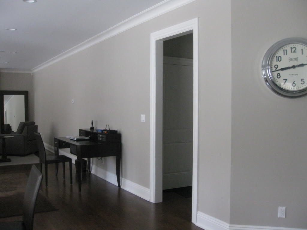 Benjamin Moore Metropolitan Gray