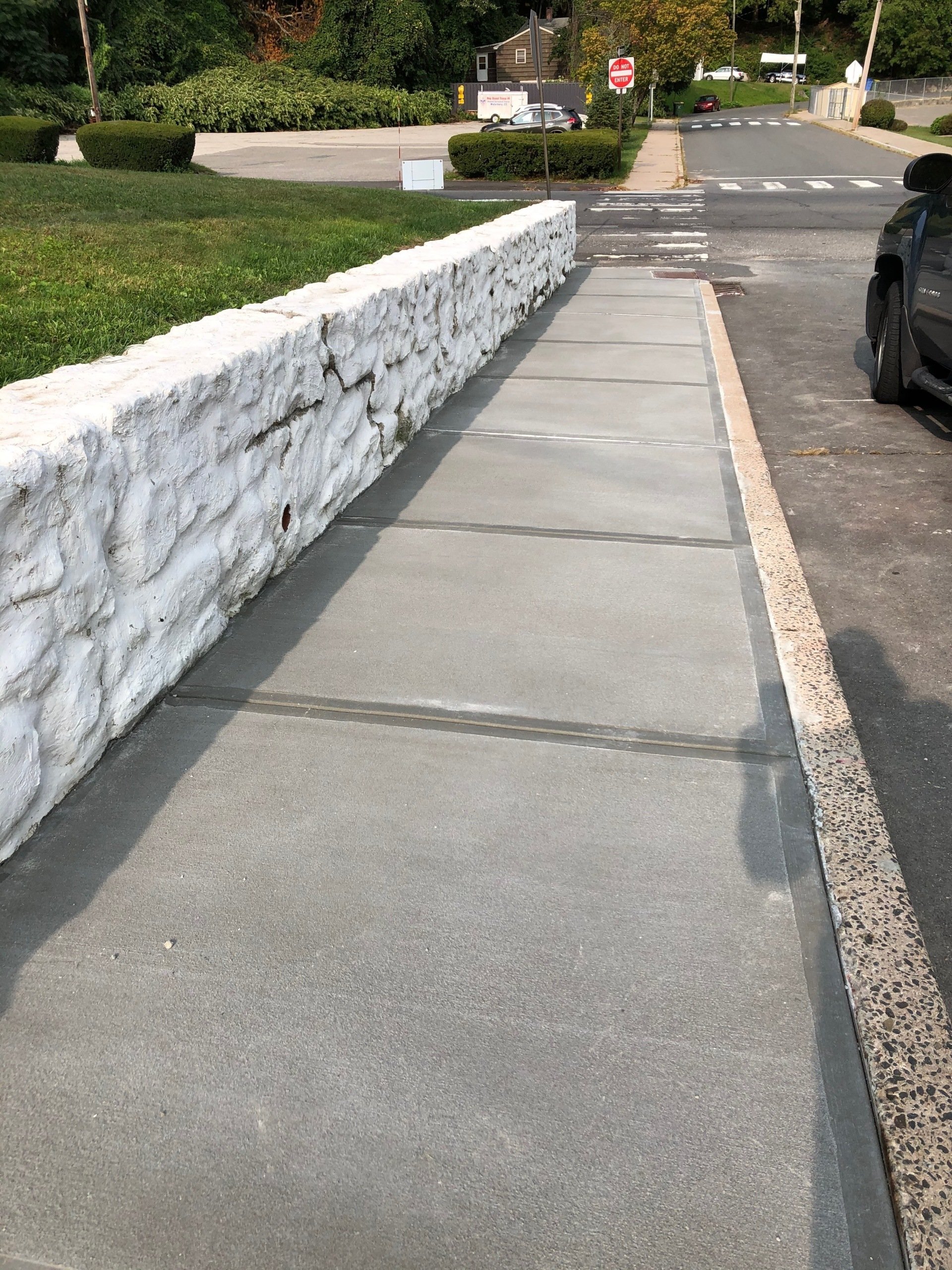 Concrete Masonry Naugatuck CT | Driveway, Patio, Floor | Simple Slabs