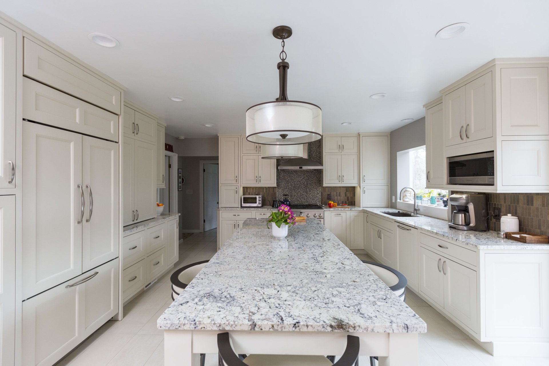 Howard's Kitchen Studio - Cincinnati kitchen remodeling, appliances ...