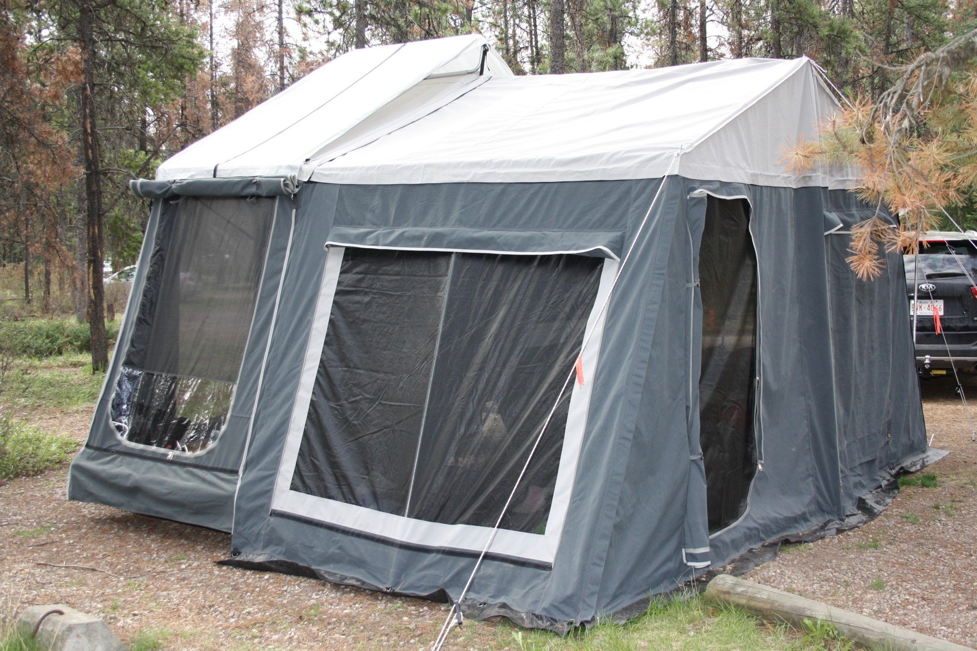 Trans Continental Model - by Kamparoo Campers