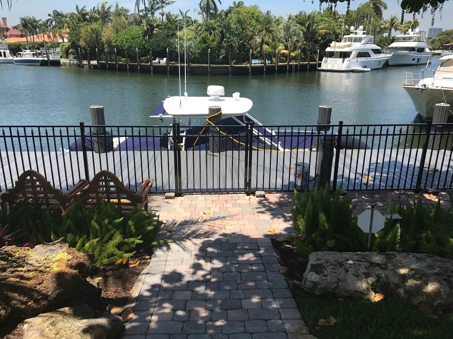 Fence and Rail Gallery | Sunrise, FL | First Class Fence & Rail, Inc.