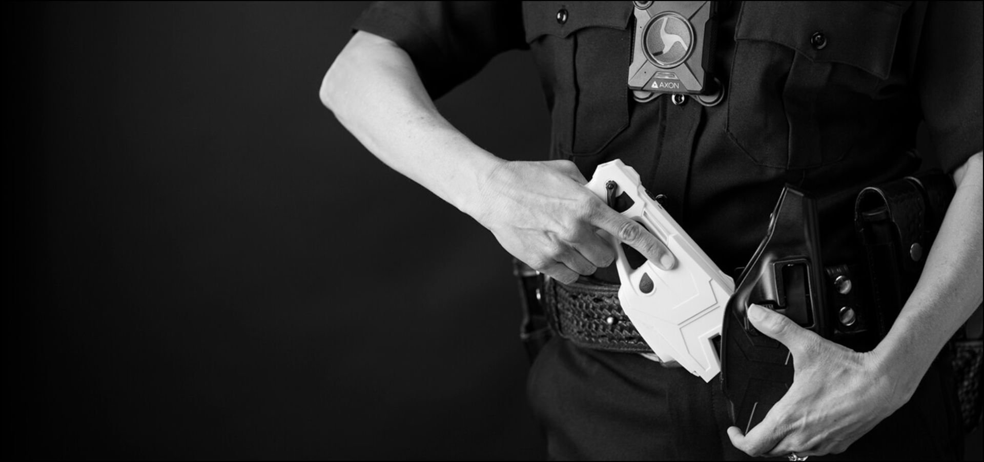 Taser X2 - South Africa, the original stun gun!
