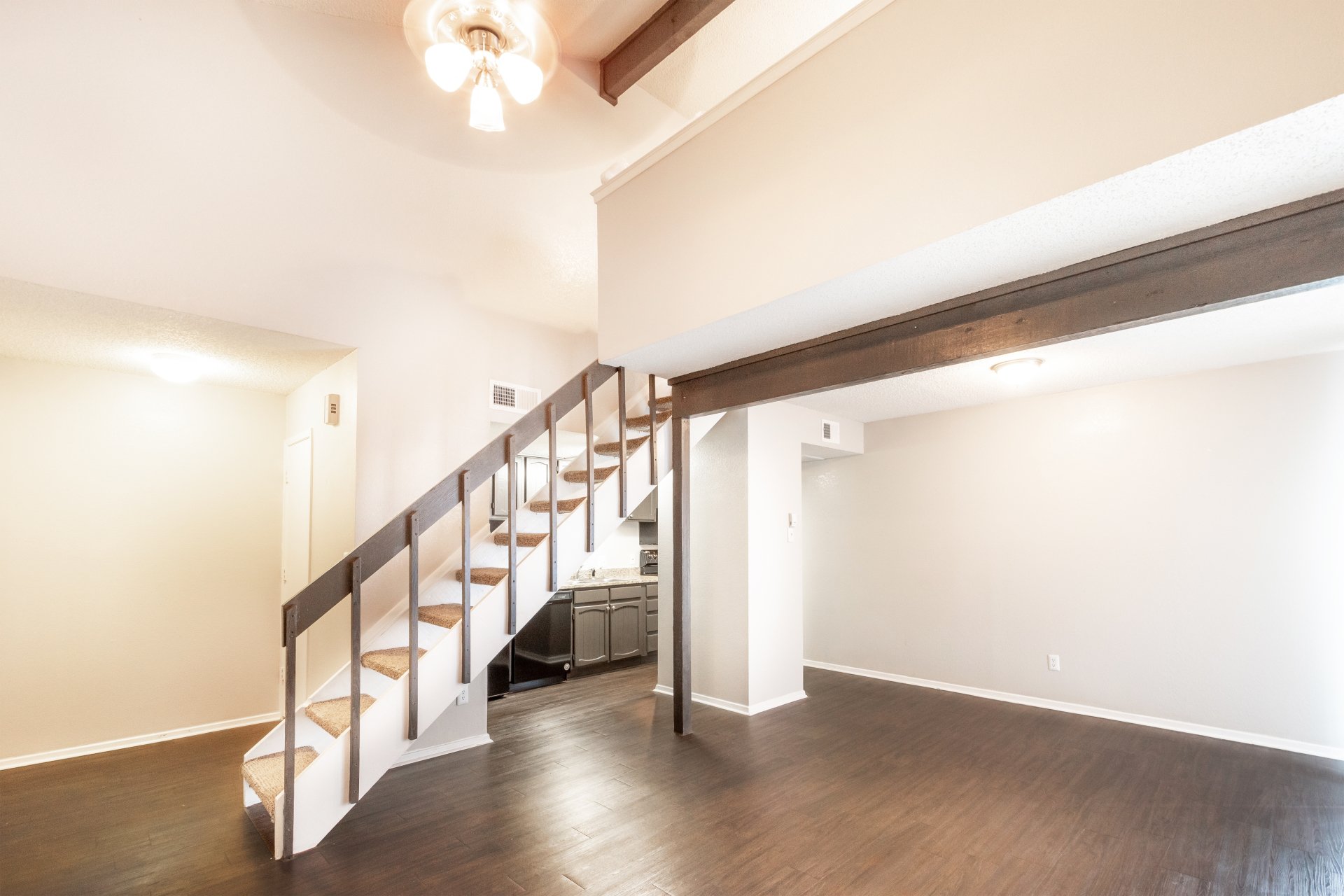 Azlewood Apartments | Apartments in Azle