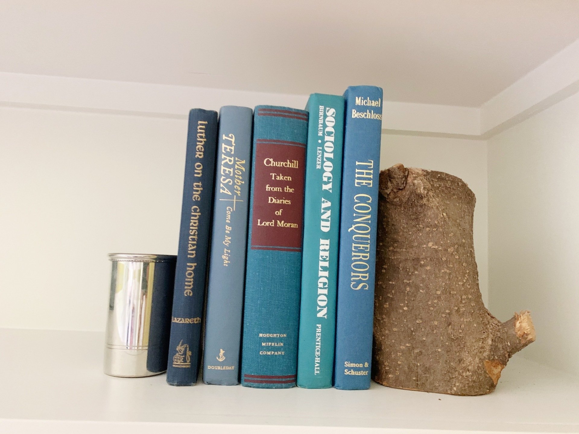 Decorate Bookshelves with Color Coded Books