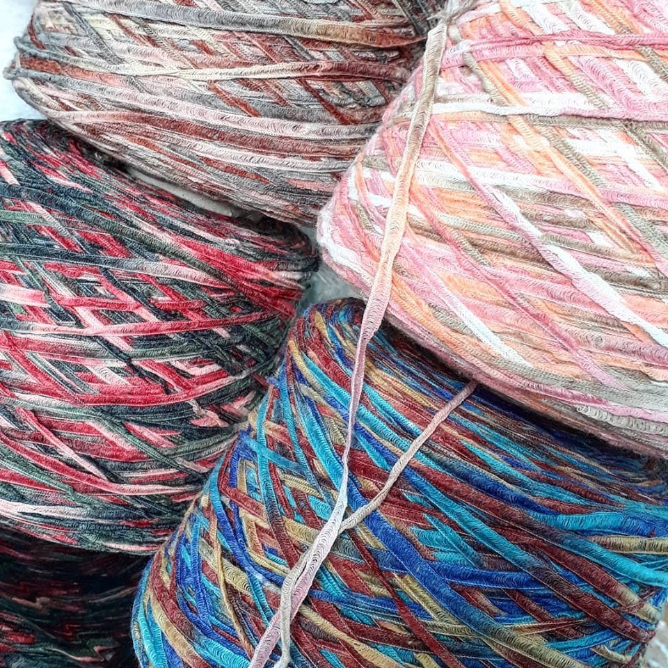 Fili di cotone | Montemurlo, PO | 2P Filati In Stock