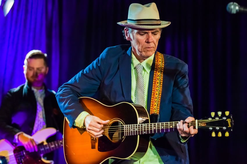 JOHN HIATT Official Website | PHOTOS