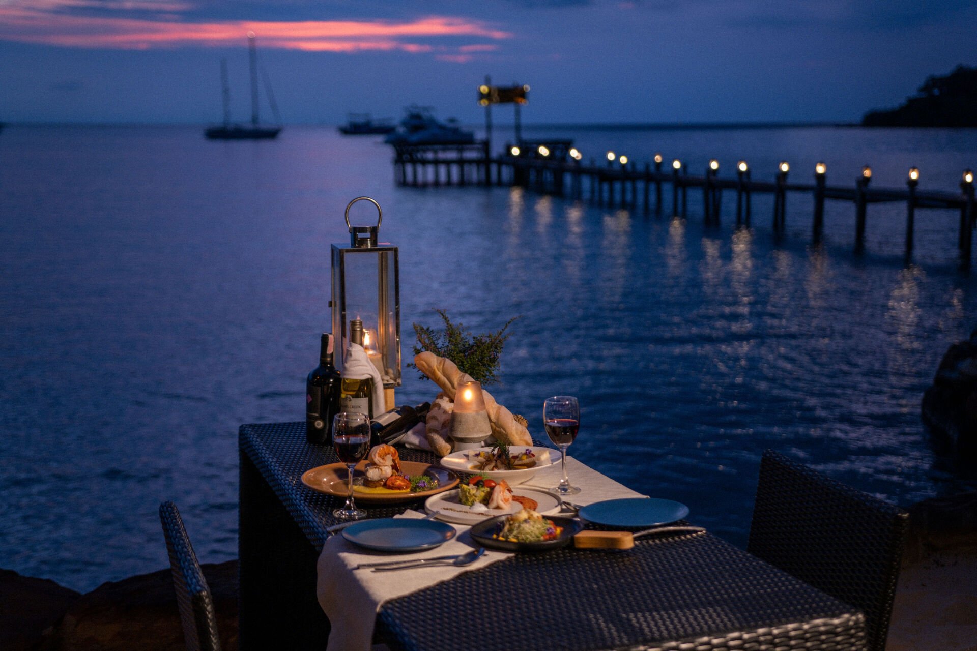 Blue Coral Restaurant and Lounge