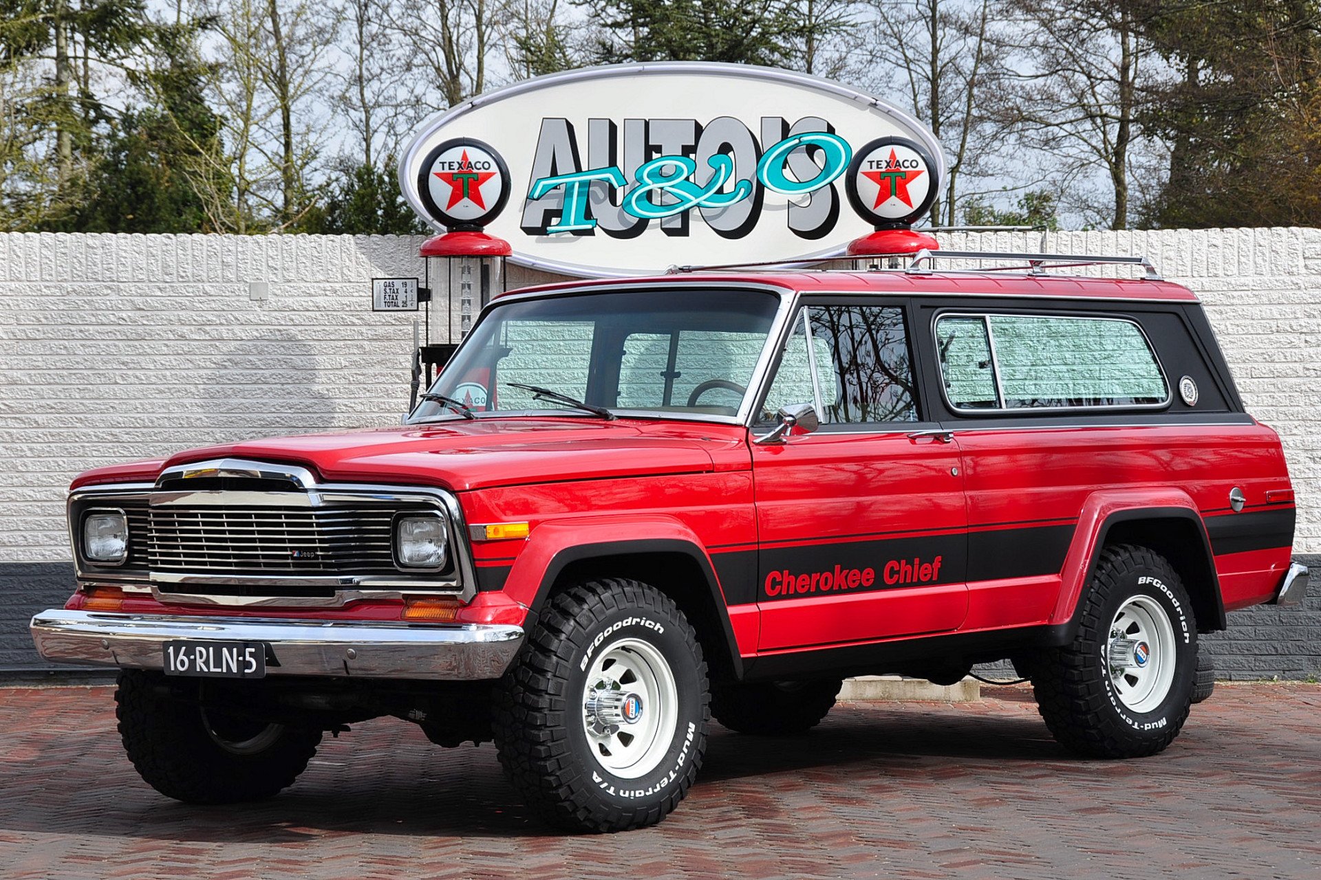 Cherokee Chief 401 5.7L V8 kopen? | T&O Auto's