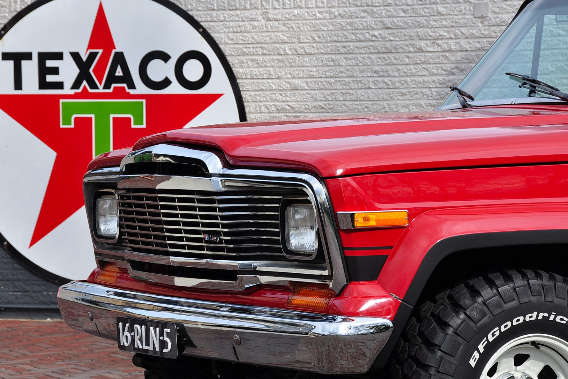 Cherokee Chief 401 5.7L V8 kopen? | T&O Auto's