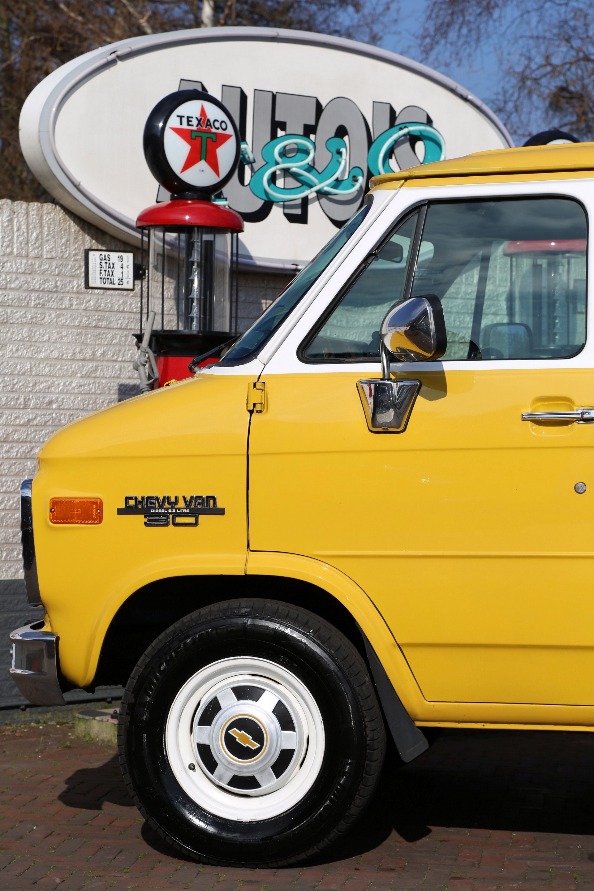 Chevrolet G30 Chevy Van 6.2 V8 Diesel kopen? | T&O Auto's