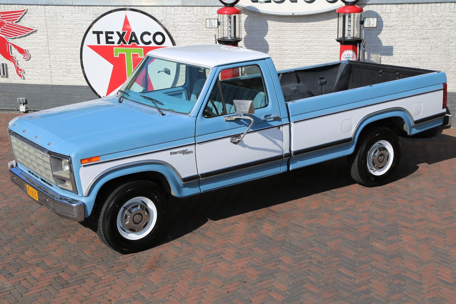 Ford F250 Ranger Pick Up V8 kopen? | T&O Auto's