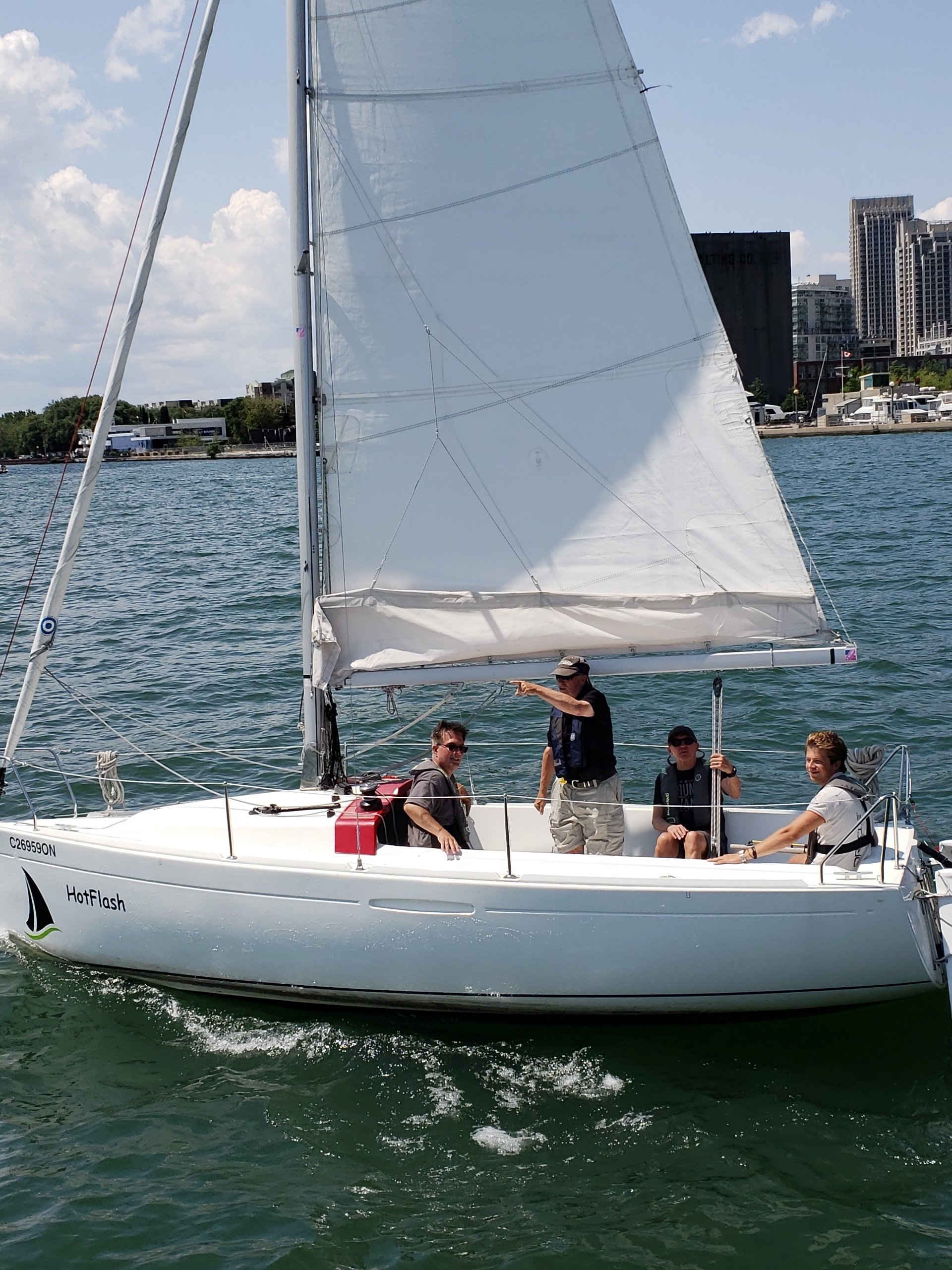 Learn to Sail | Sailing Lessons Toronto | Gone Sailing Adventures
