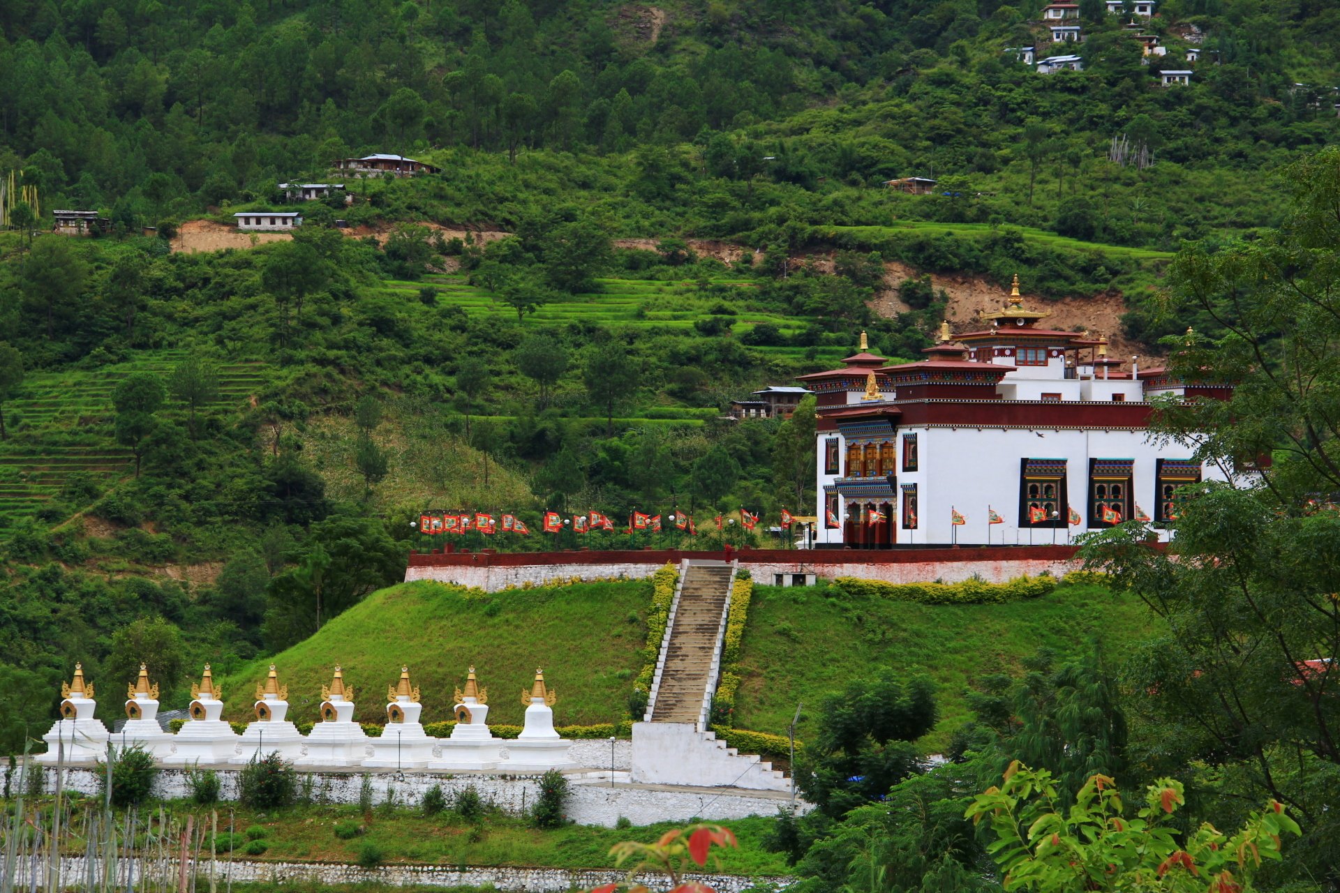 Ranjung Woesel Choling Monastery