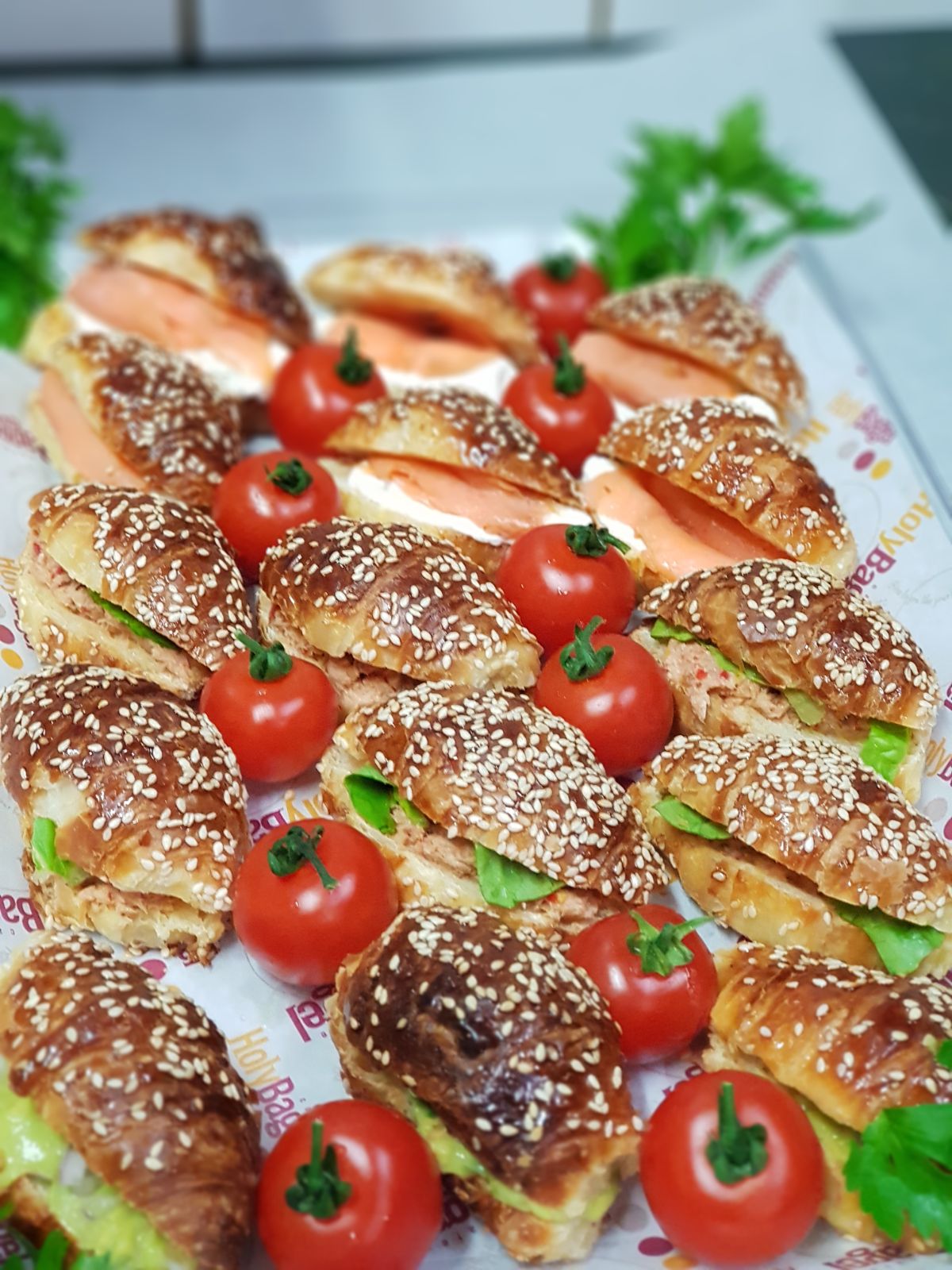 קייטרינג חלבי כשר למהדרין בדיוק לפי הטעם שלכם! | Holy Bagel