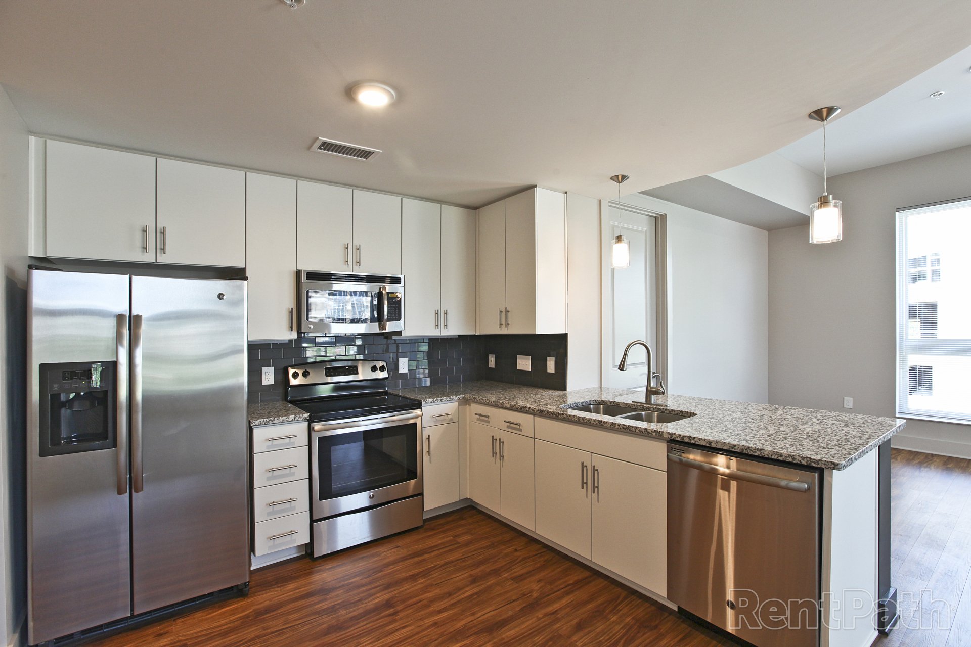 Environs Lofts at East 54 | Chapel Hill, NC